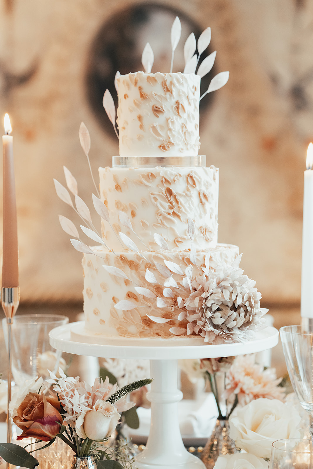 Unique Wedding Cake Ideas for Barn Weddings